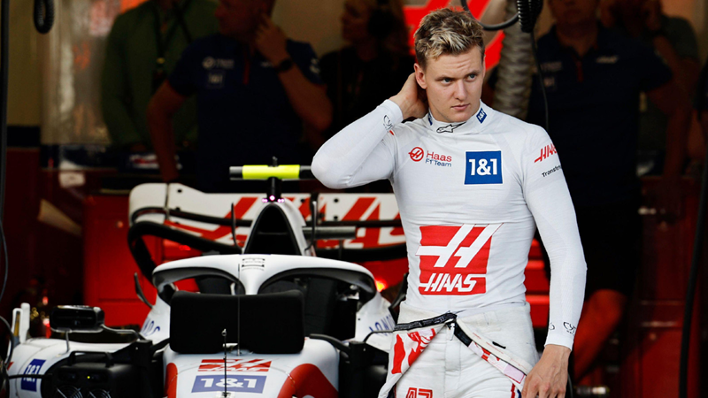 Haas cut Schumacher and welcome 'The Hulk' | OFM