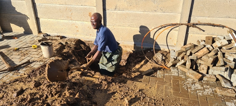 Residents of Mangaung face possible water cuts after pipe burst | OFM