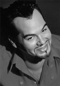 Bekende SA-akteur in Knysna aangeval | OFM