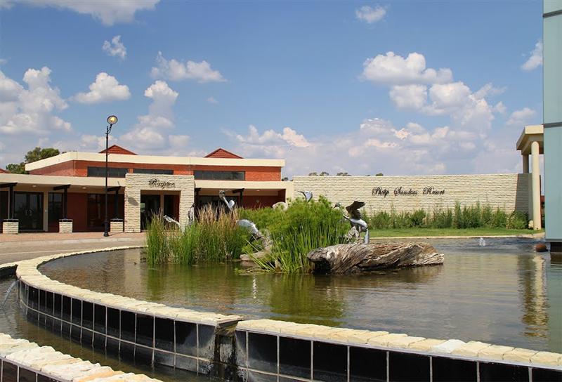 Philip Saunders Resort still open for business | OFM