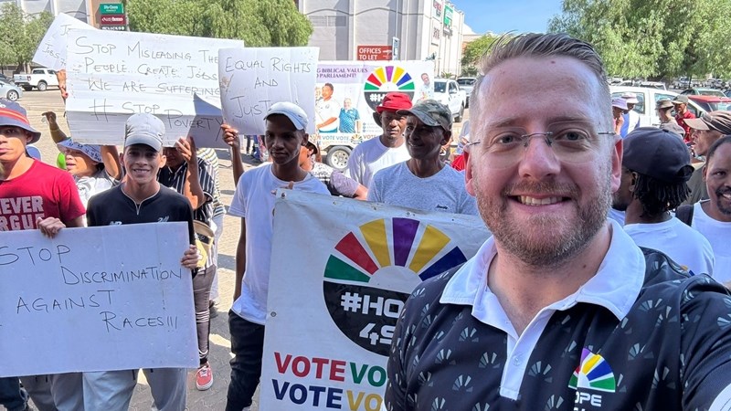 Optoggangers wag ure in son op Noord-Kaapse premier | OFM