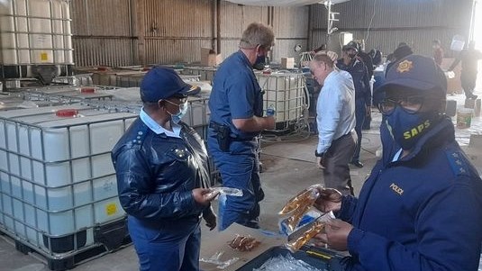 Illegal distillery discovered on Free State farm | OFM