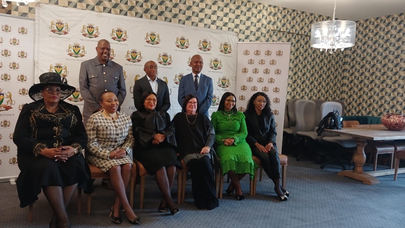 Free State Exco jumps right in after ceremony – VIDEOS | OFM