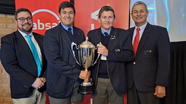 Jong leiers lewer kragtige boodskap oor toekoms van landbou | OFM