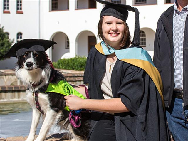 Skaaphond en haar baas ontvang meestersgraad | OFM