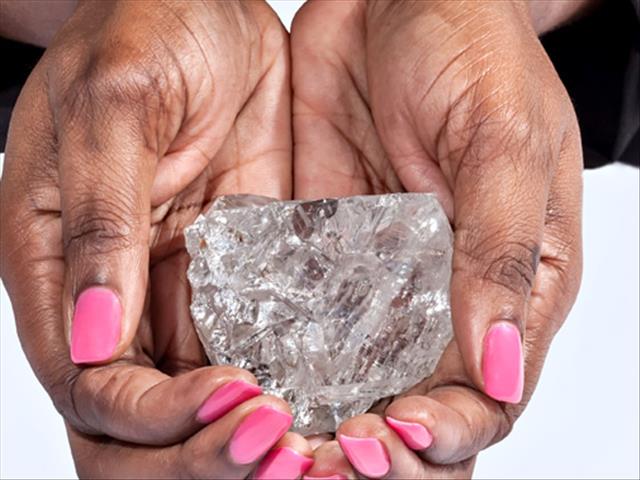 Sotheby’s to sell Botswana’s legendary ‘Lesedi la Rona’ rough diamond | OFM