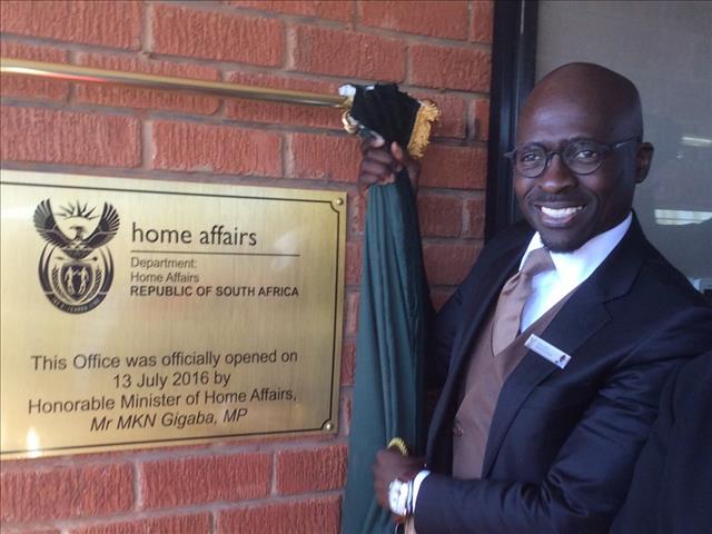 Gigaba opens revamped Home Affairs office in Thaba Nchu | OFM
