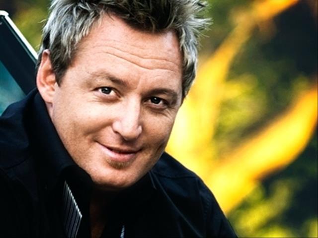 Saturday Express: Soundcheck with Cyril Viljoen - Gerhard Steyn | OFM