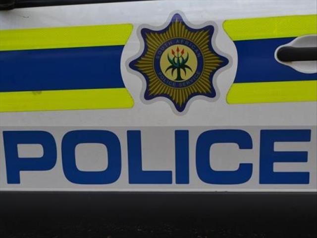 #NWpolice - beampte in skietery gewond | OFM