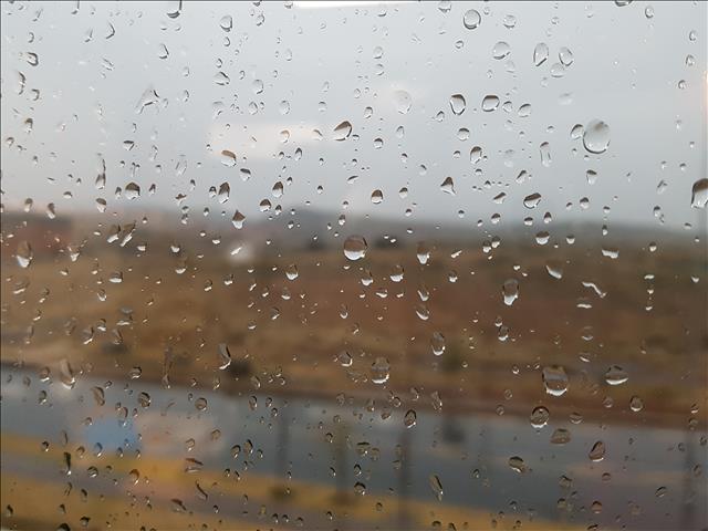 Heavy rainfall patterns for central SA expected to start easing off on ...