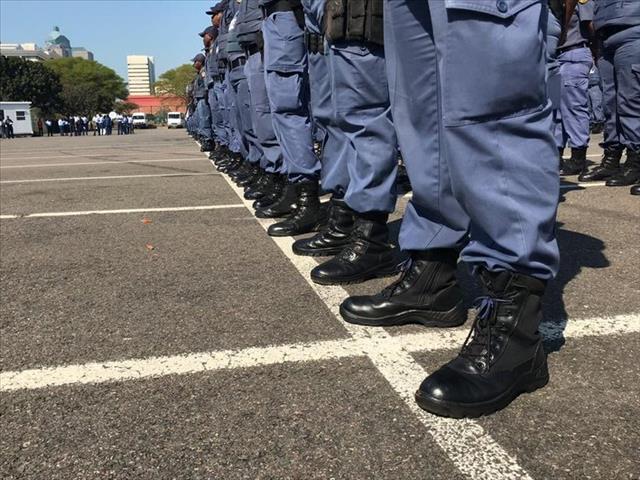 Anyone attempting to bribe an officer to be arrested, warns SAPS | OFM