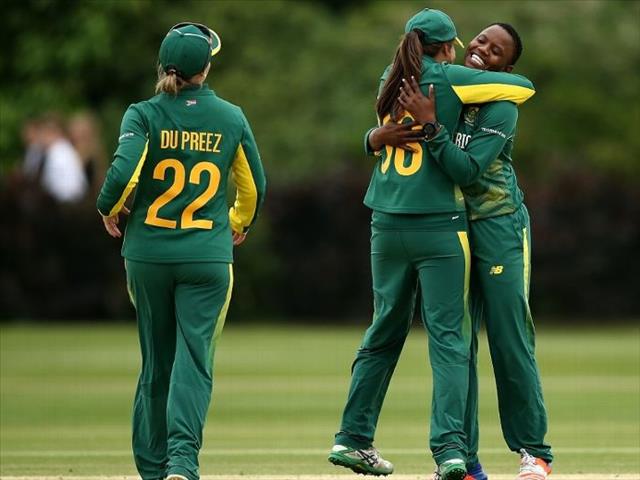 Klaas, Wolvaardt star as Proteas women level series | OFM
