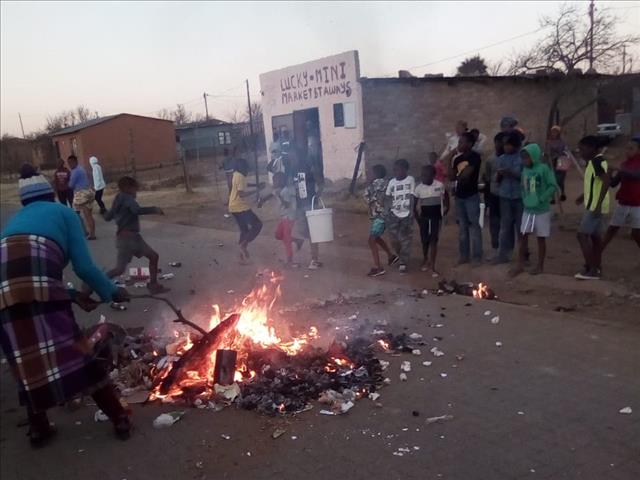 Mamafubedu residents had enough | OFM
