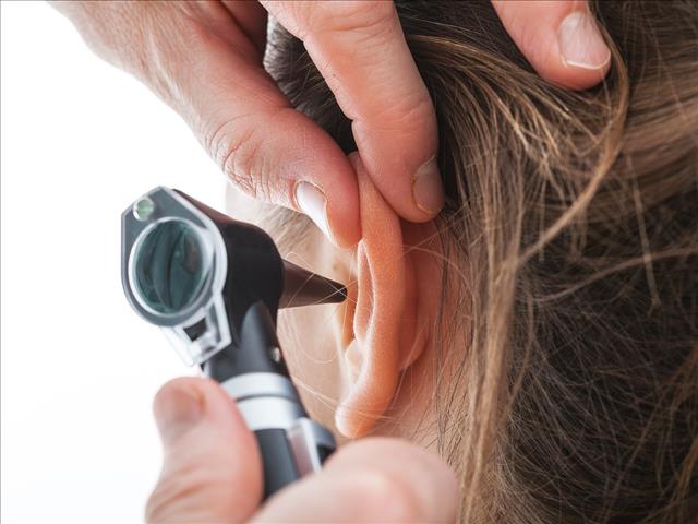 Ear 'tickling' therapy could 'help thwart ageing' | OFM