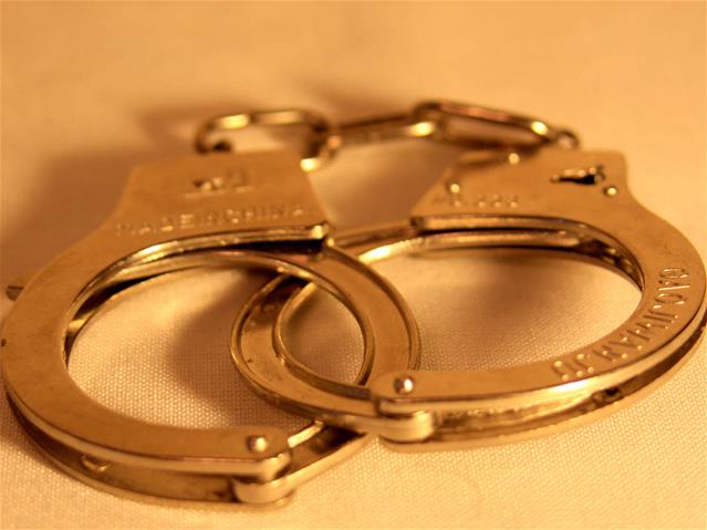 Seventh FS 'asbestos case suspect' caught | OFM