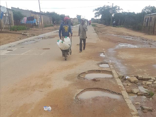 Water crisis continues for residents of Letsopa | OFM