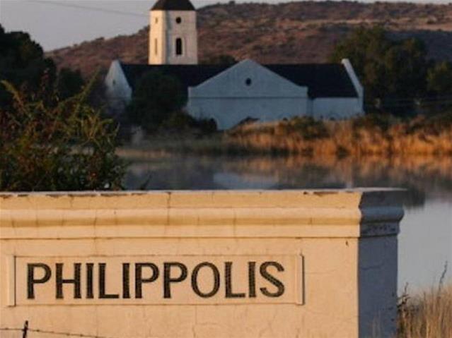 TJR - Travel Tuesday (Philippolis) | OFM