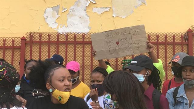 NEWS FEATURE: #FeesMustFall protests highlight issues | OFM