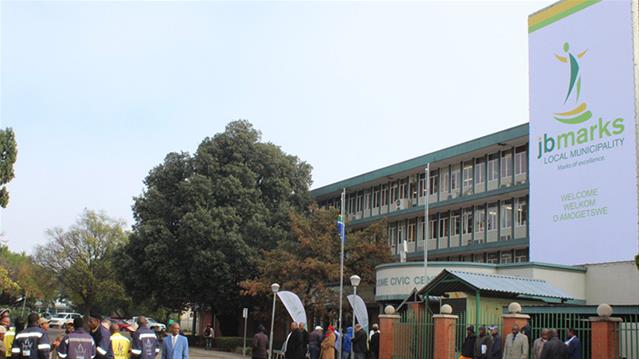 JB Marks closes down Speaker’s Office due to #Covid19 cases | OFM