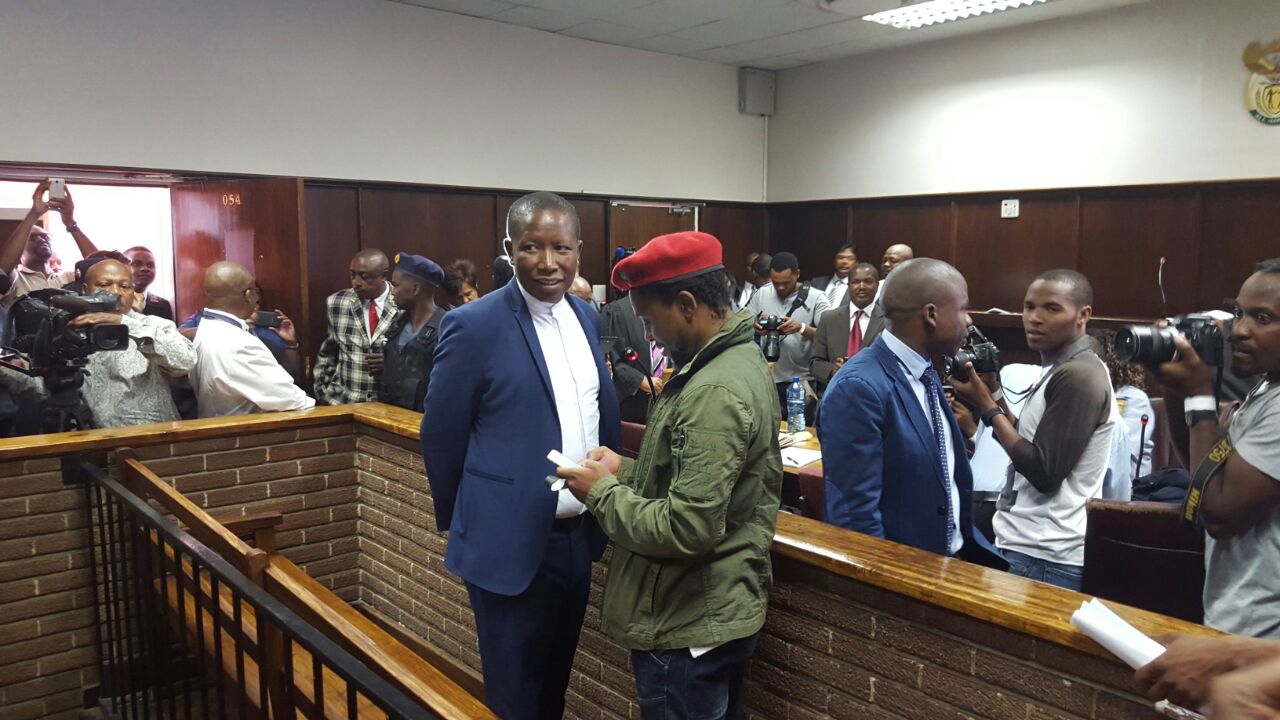 Foto's: Julius Malema in Bloemfonteinse hof | OFM