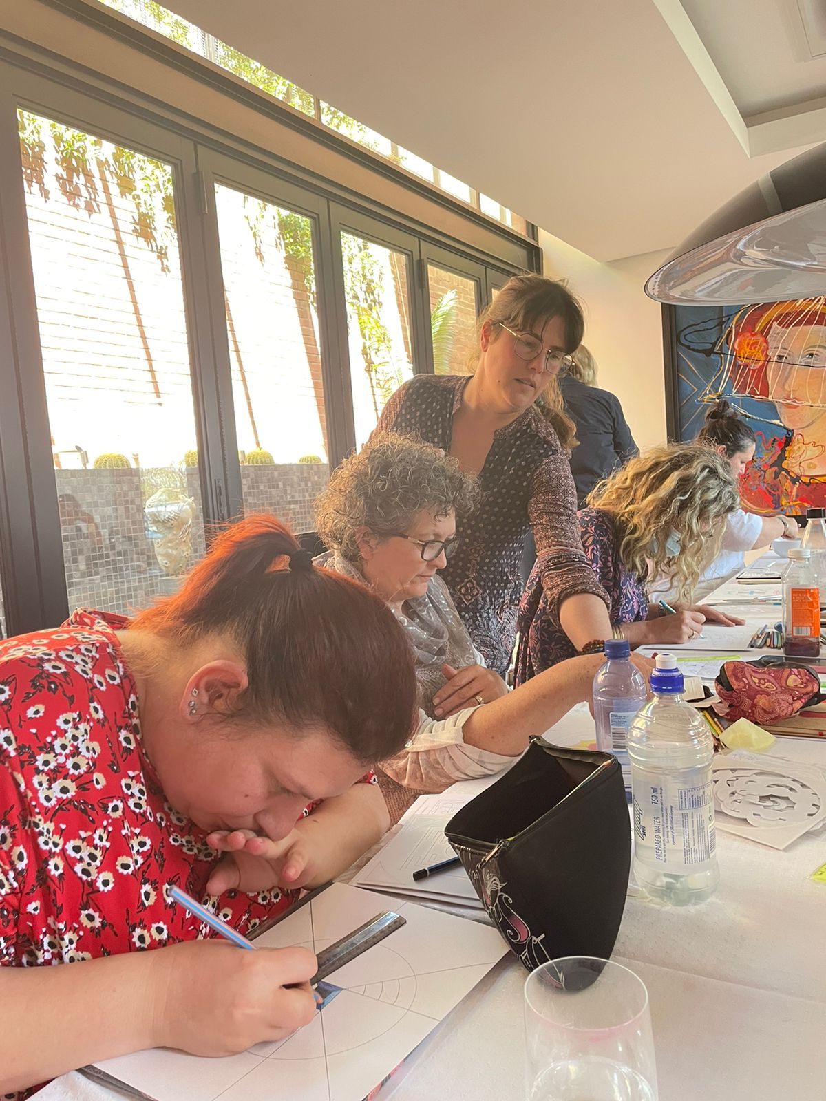 Met hande op reis na selfsorg en bewustheid van psige | OFM